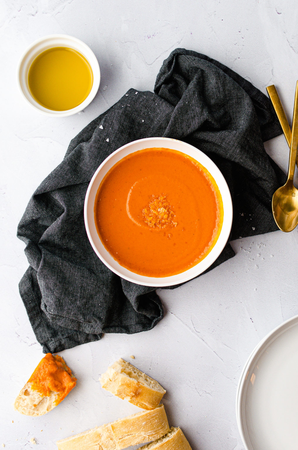 Chile & Tomato Oil - Floured Frame